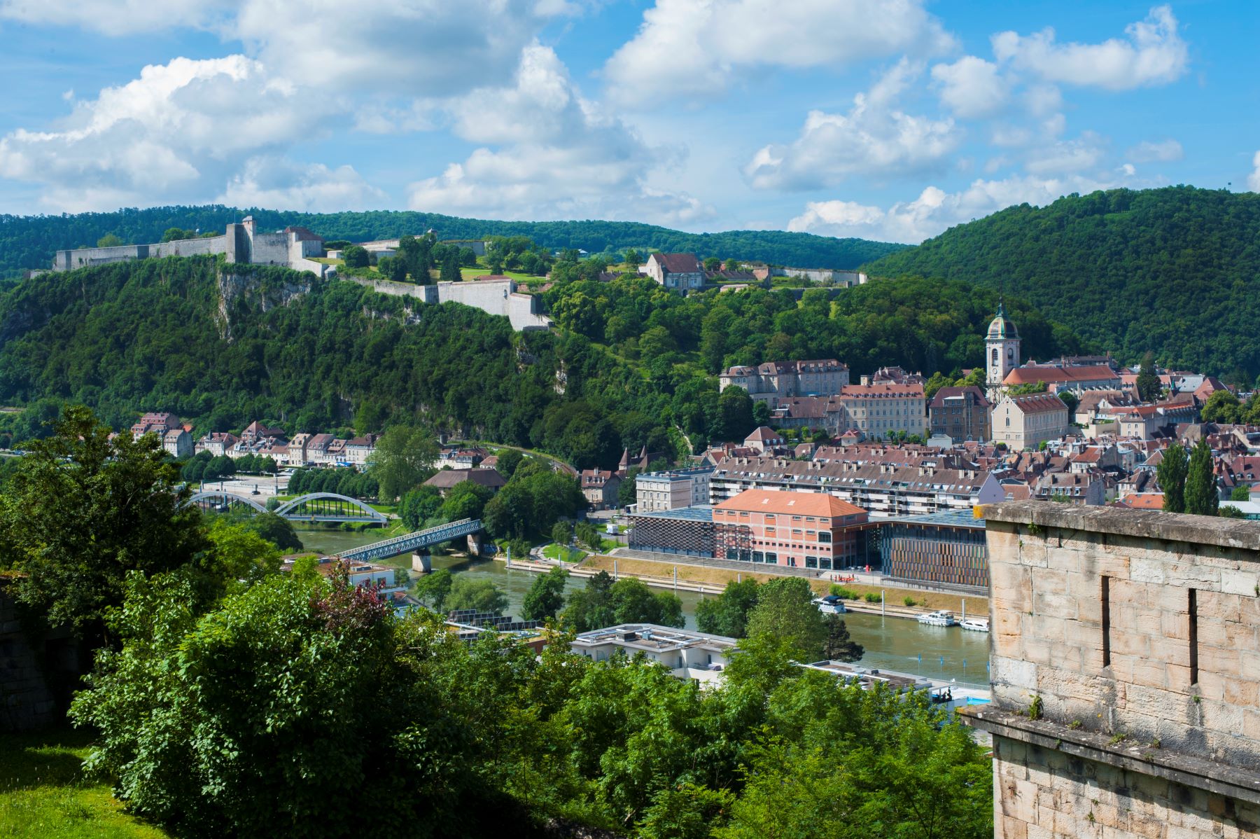 Besançon - Paris, je te quitte